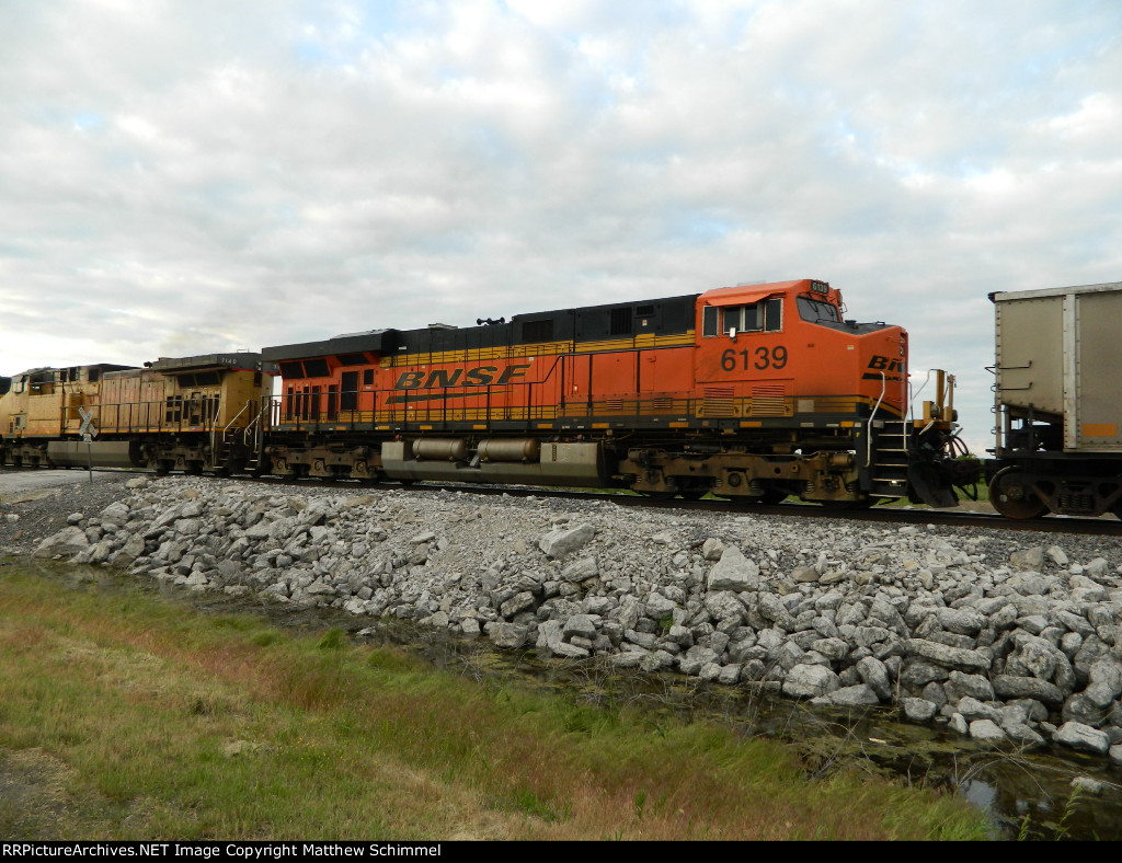 BNSF 6139